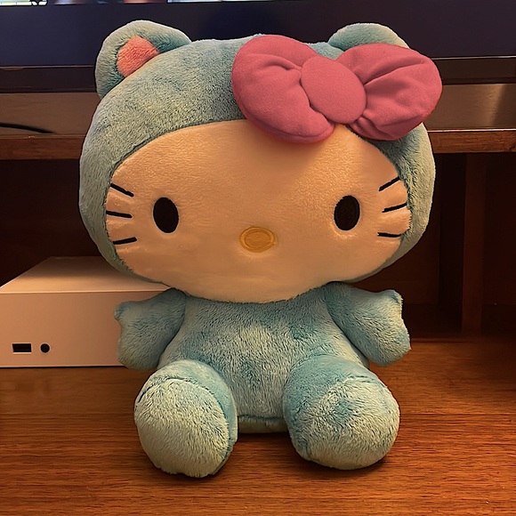 Hello Kitty | Toys | Hello Kitty In Blue Mouse Outfit | Poshmark